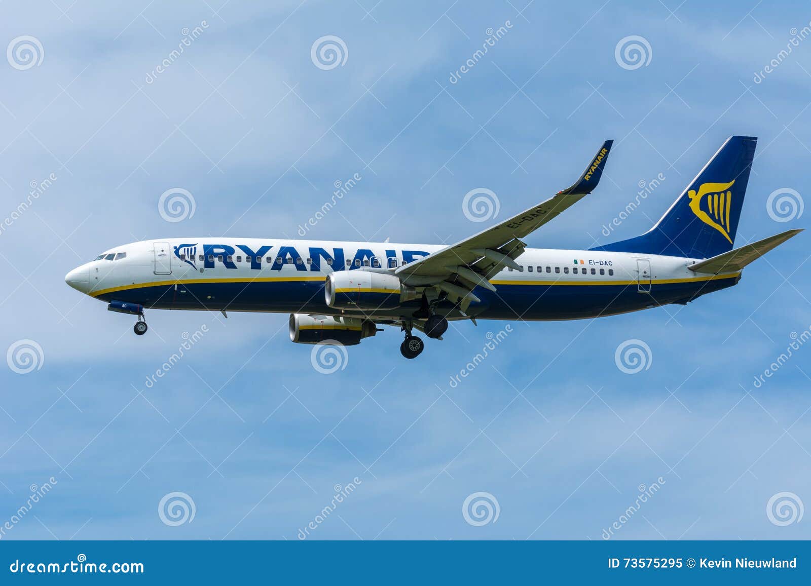 Flygplan Ryanair EI-DAC Boeing 737-800 Redaktionell Foto - Bild av ...