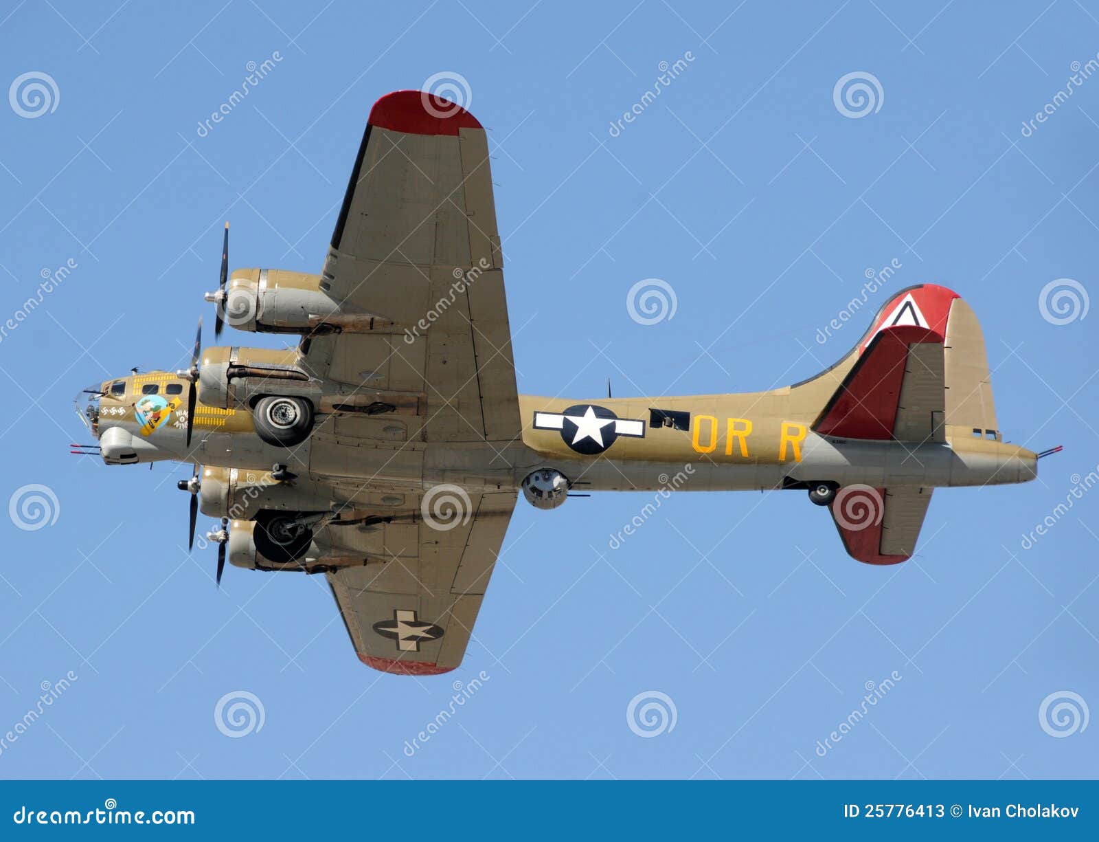 Flying Fortress Bomber in Flight Editorial Stock Photo - Image of ...