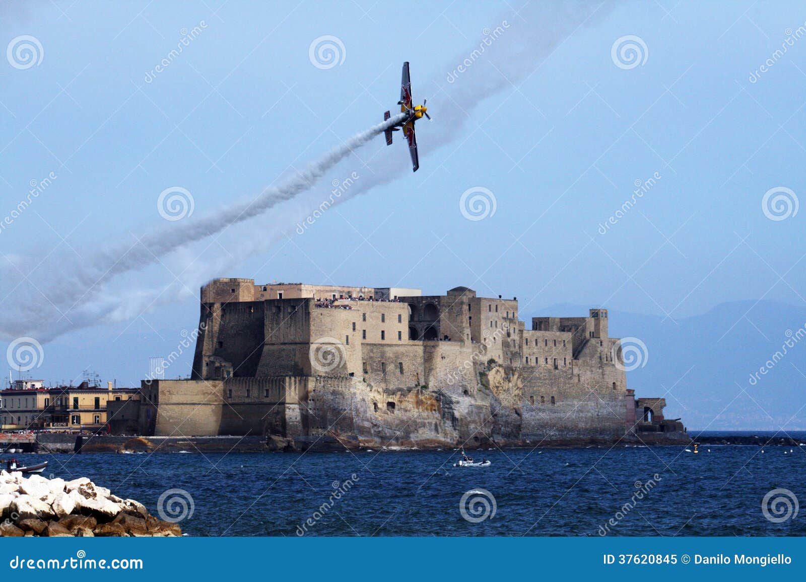 Flying on naples editorial image. Image of europe, italy - 37620845