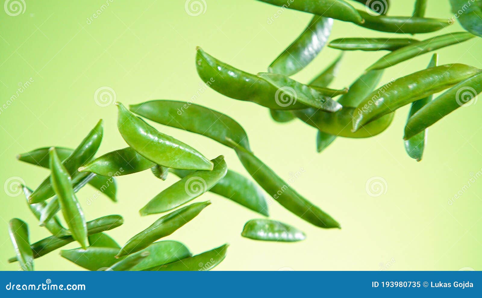 Fly Green Peas Isolated Stock Photos - Free & Royalty-Free Stock Photos ...