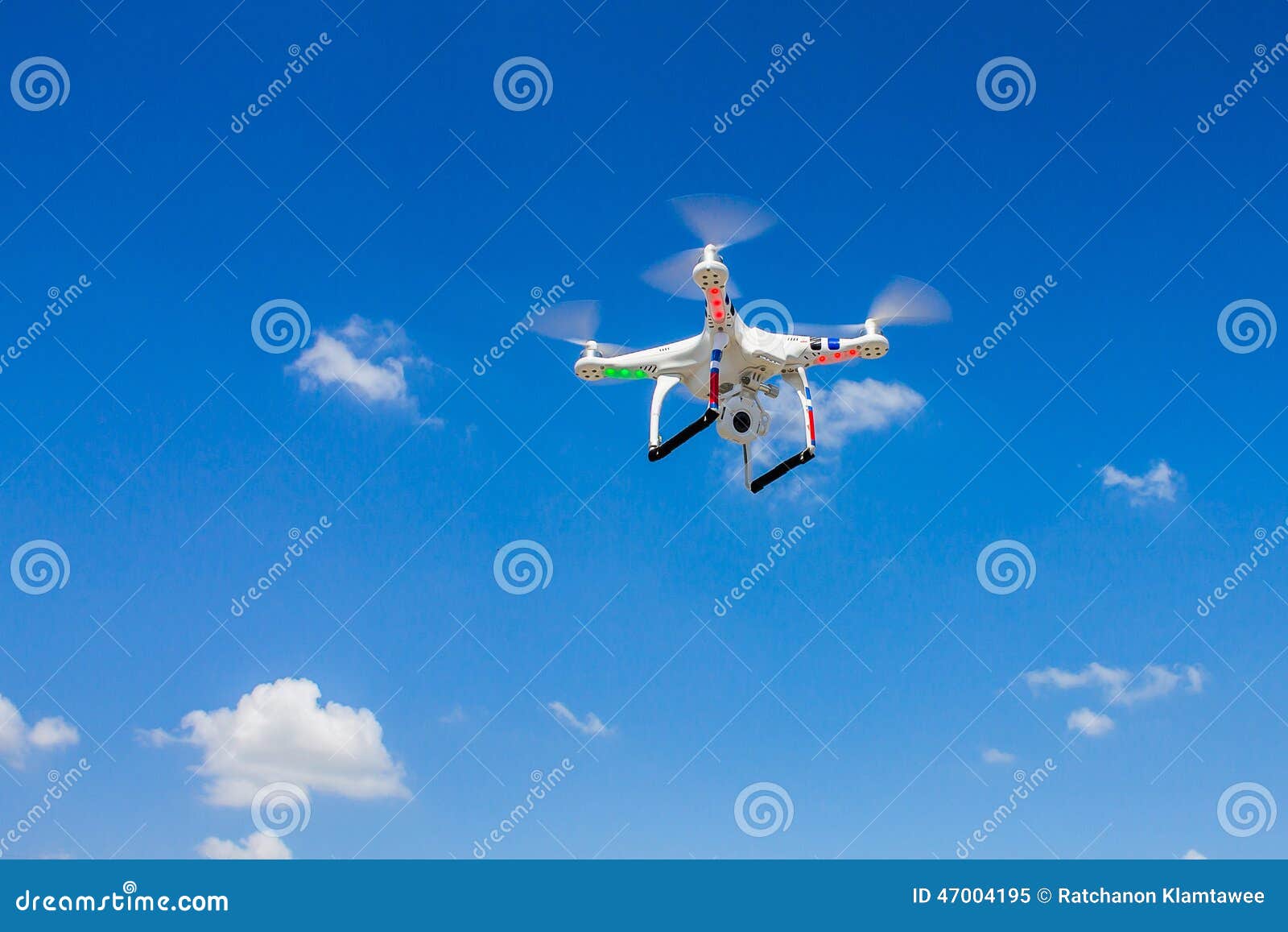 Quad copter with camera - psychiclopers