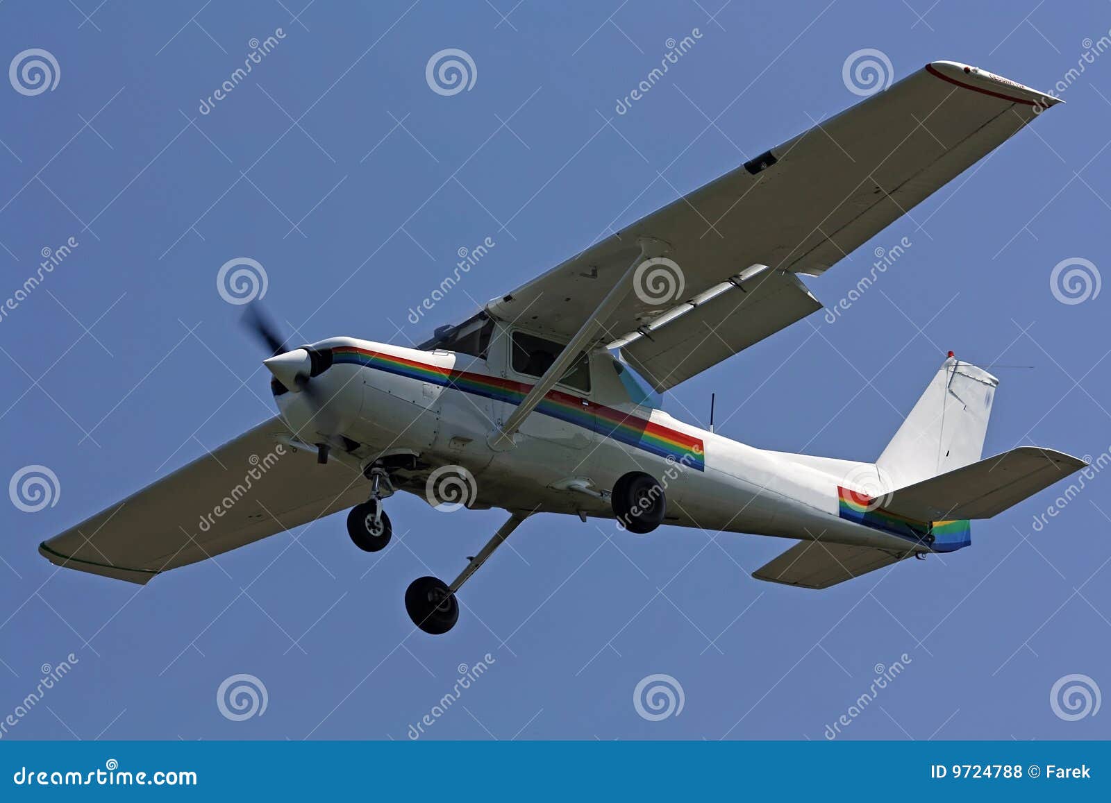 Flying Small airplane stock photo. Image of airport, piper - 9724788