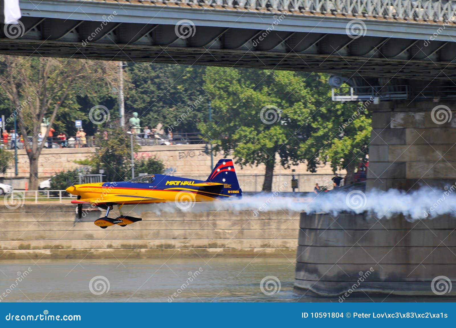 Flying Under the Bridge-Budapest-Red Bull Air Race Editorial Stock ...