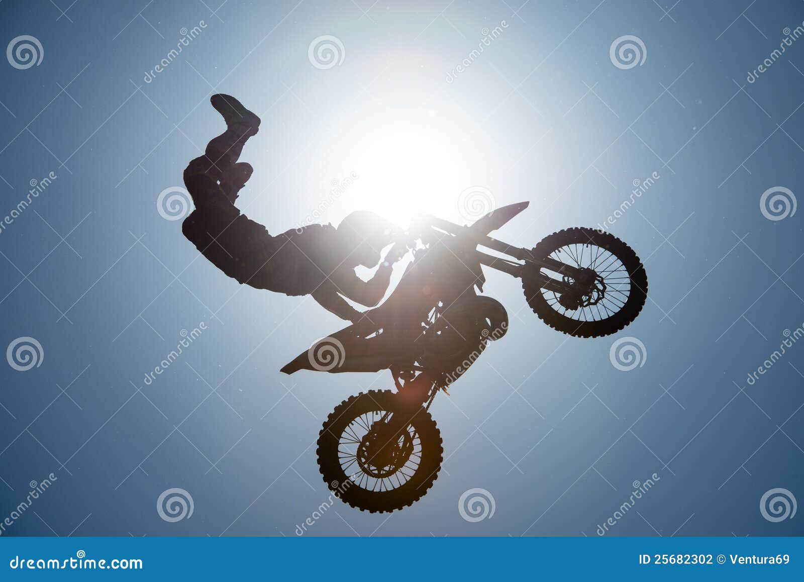 FMX rider performing trick editorial photography. Image of extreme ...