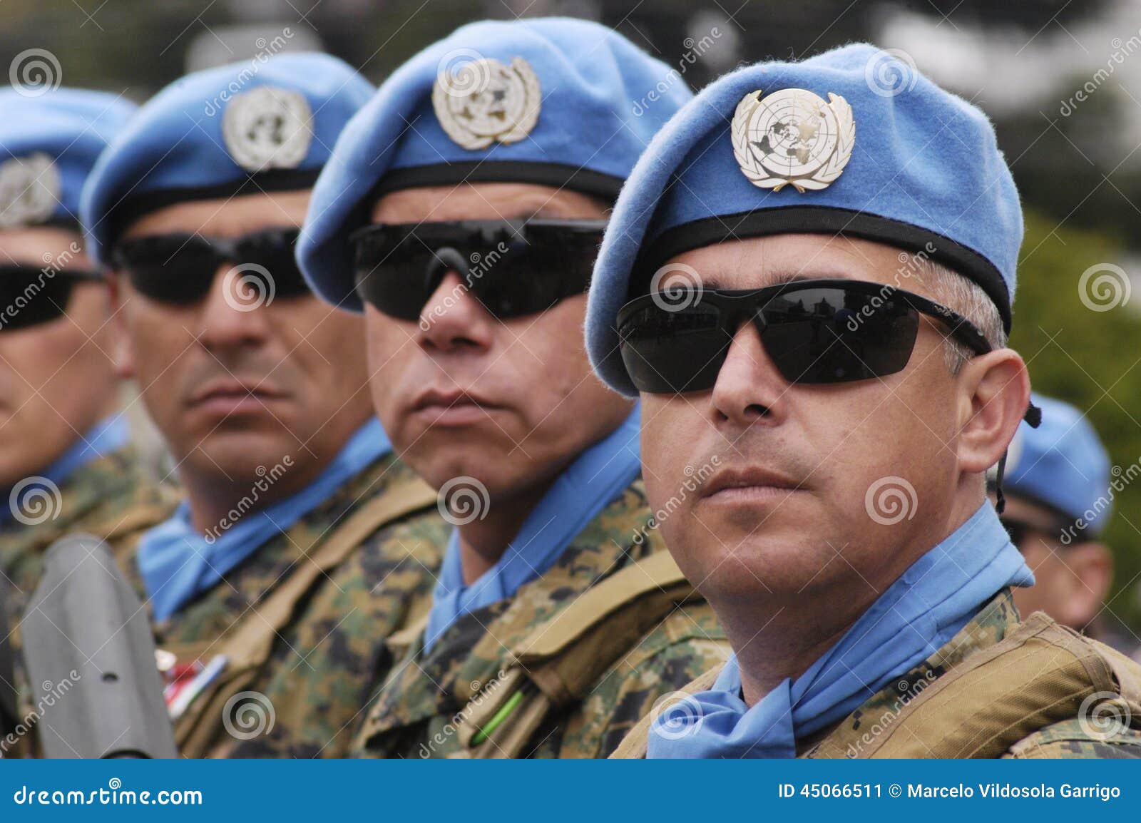 FN-soldater redaktionell bild. Bild av bergsprodukter - 45066511