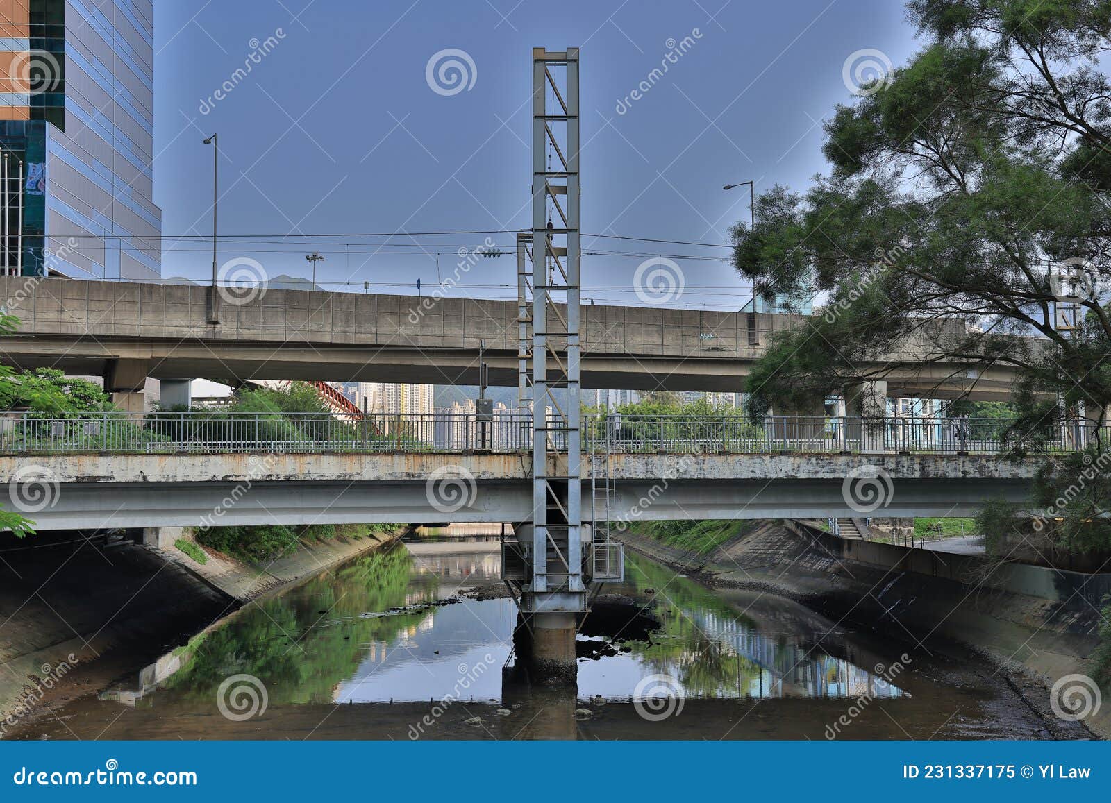 Fo Tan Railway Bridge, the Fo Tan Station, Hk 2 Oct 2021 Editorial ...