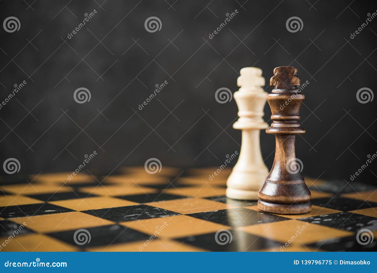 Focus on the chess king stock image. Image of move, conflict - 139796775