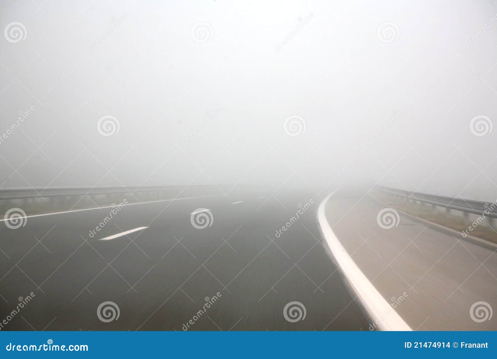 Fog on a highway stock photo. Image of speed, gradient - 21474914