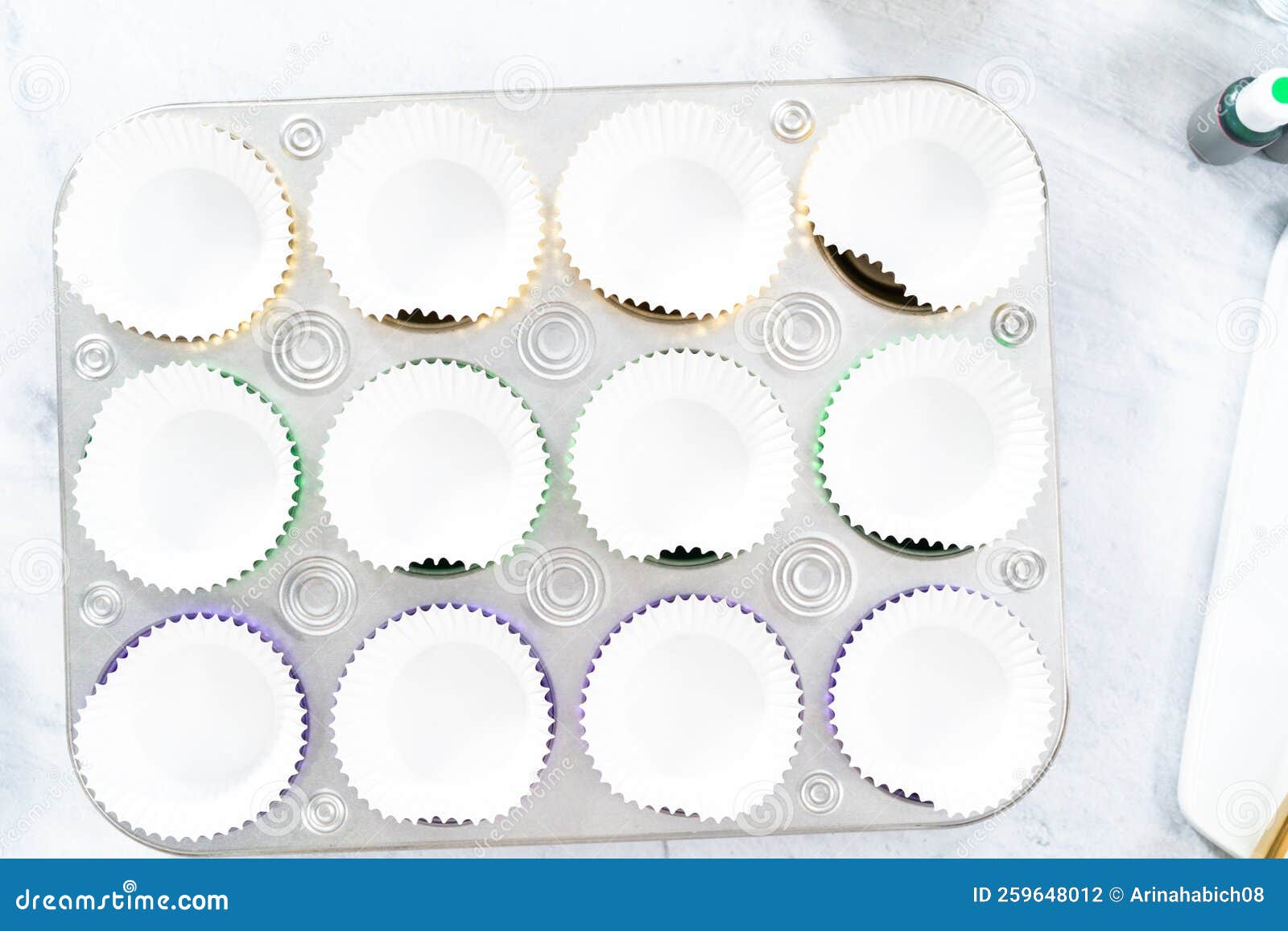 Foil Baking Cup Wrapper stock photo. Image of pastries - 259648012