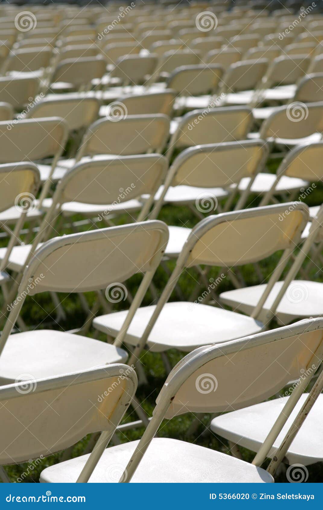 1,526 Empty Folding Chairs Stock Photos - Free & Royalty-Free Stock ...
