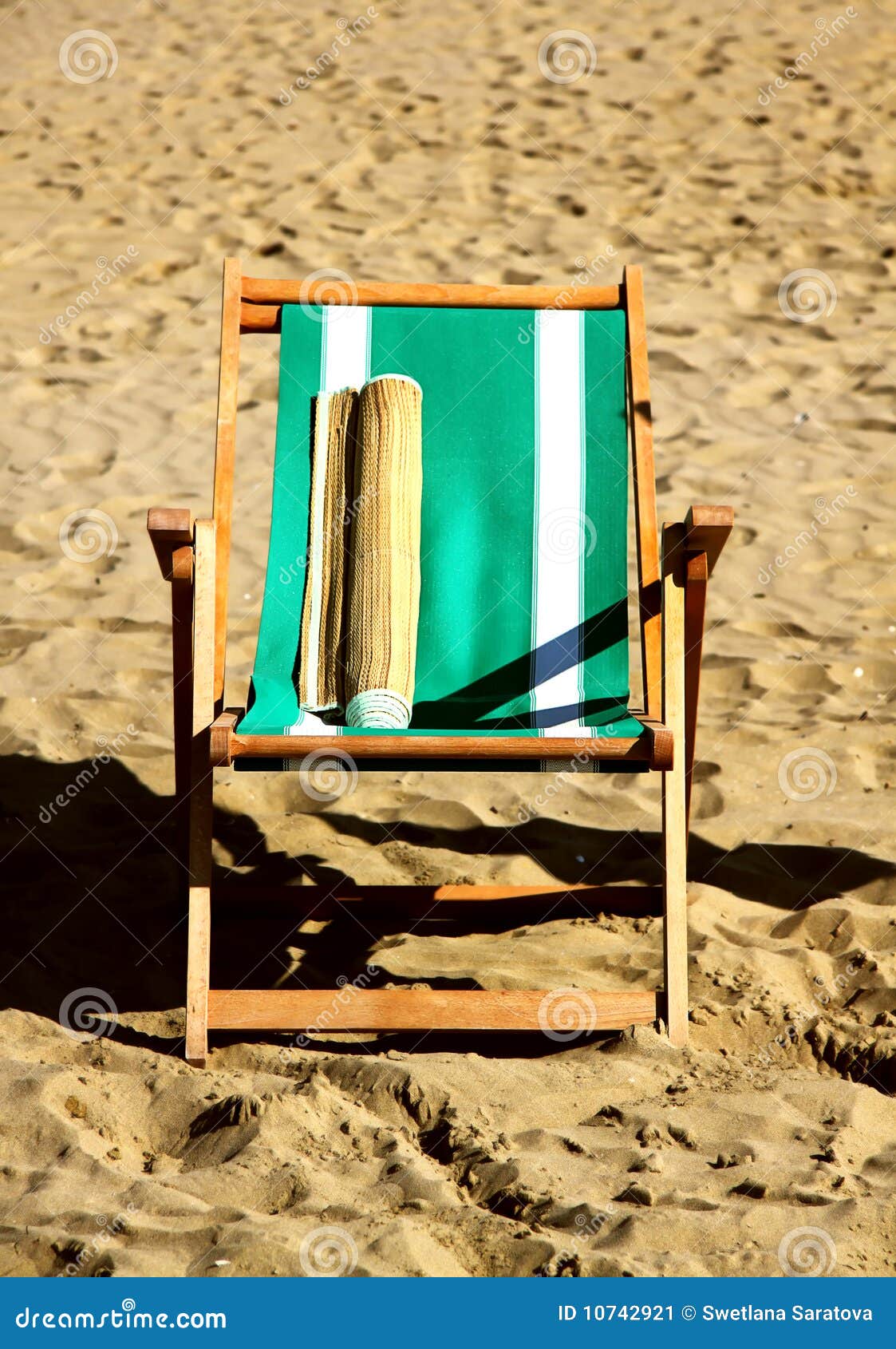 The Folding Stool for Rest at the Sea 1 Stock Image - Image of nature ...