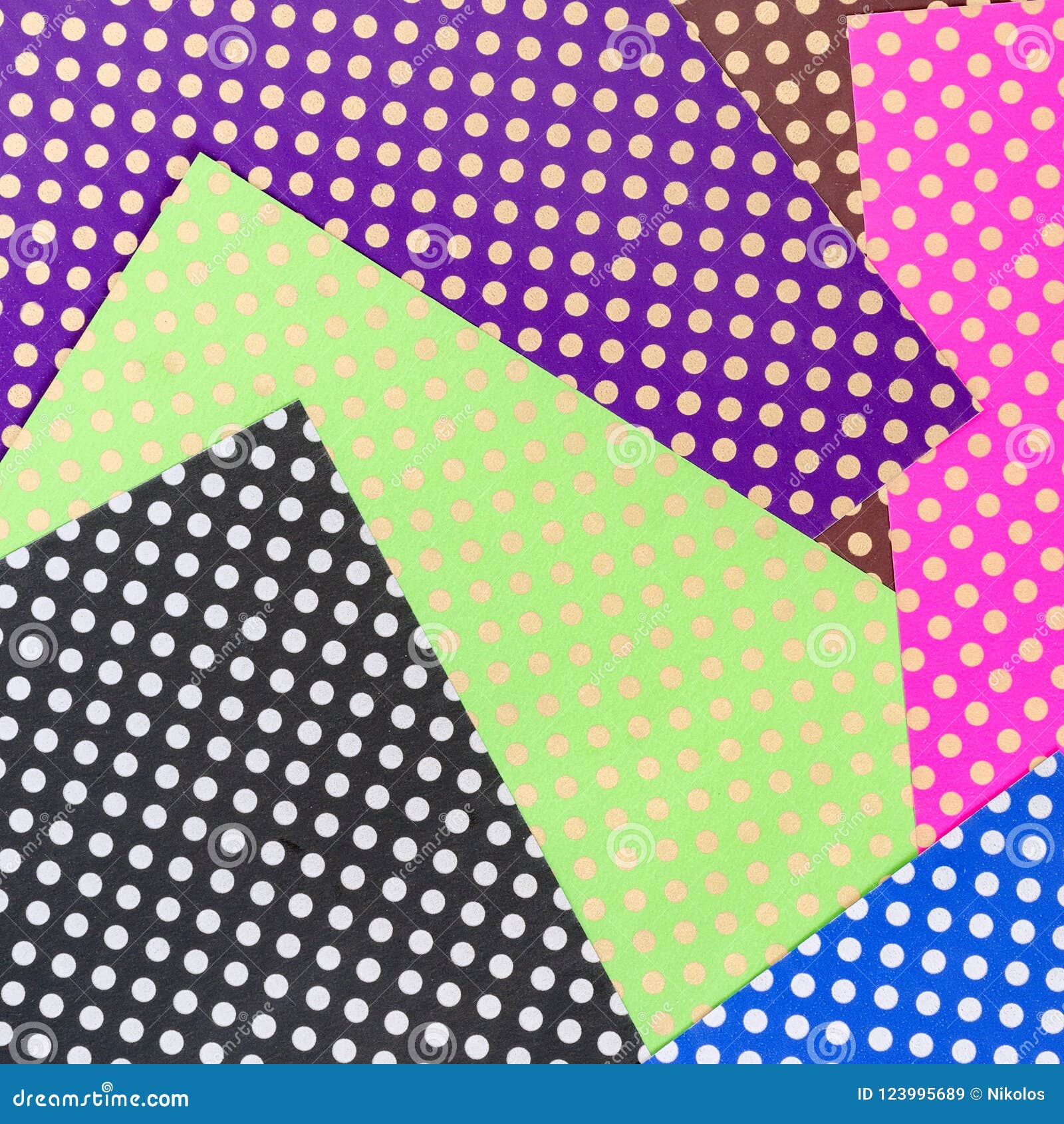 Folhas do papel colorido imagem de stock. Imagem de estrutura - 123995689