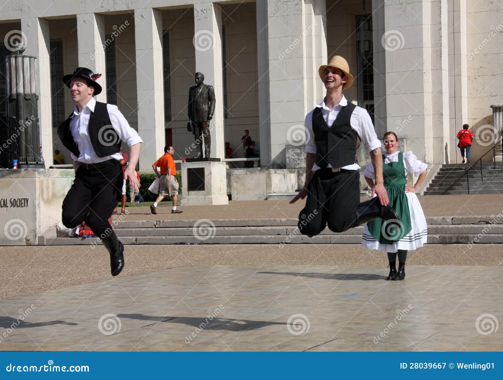 Folk dance editorial photography. Image of culture, woman - 28039667