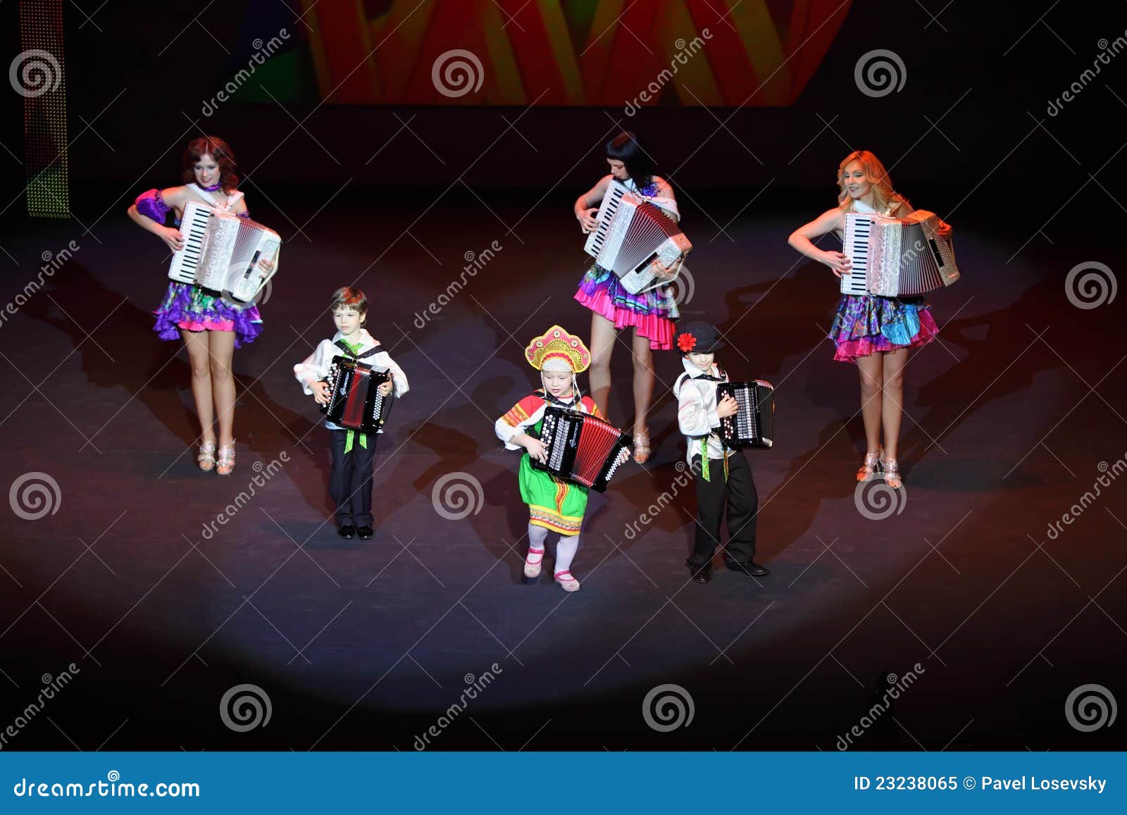 Folk music at concert editorial image. Image of harmonica - 23238065