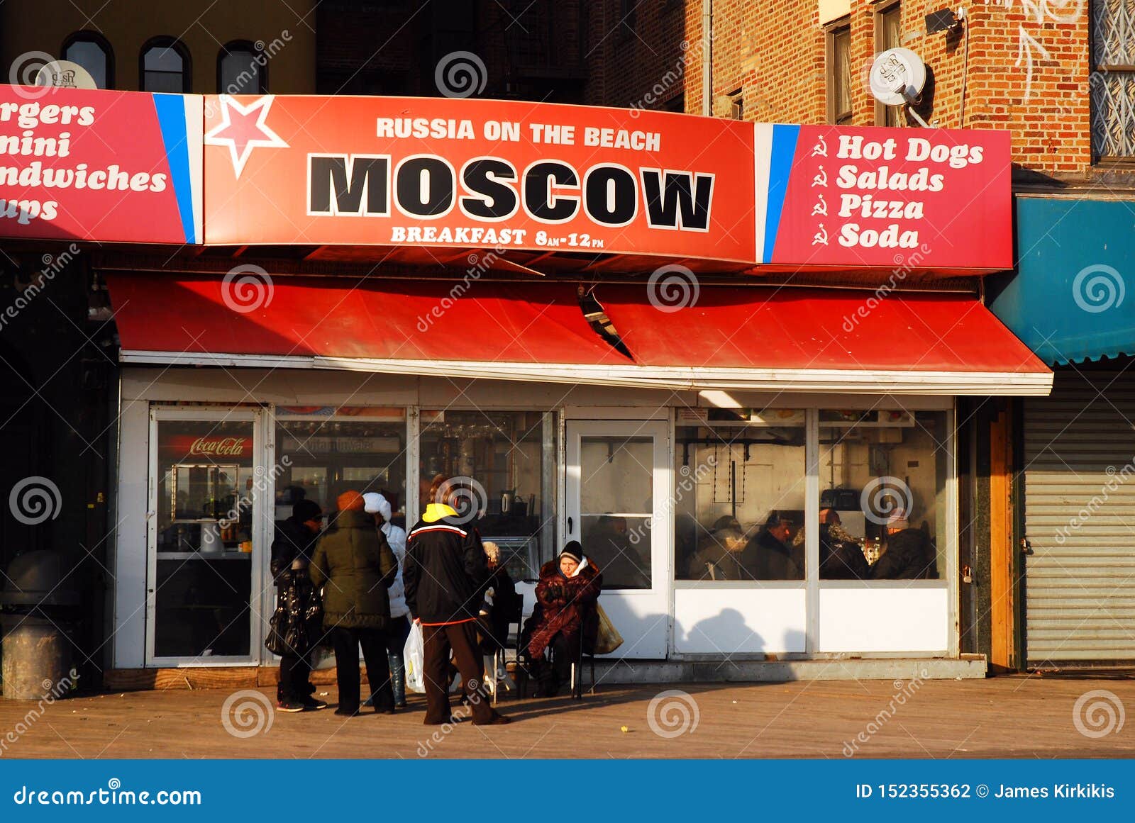 The Russian Community Of Brighton Beach Brooklyn Editorial Photography