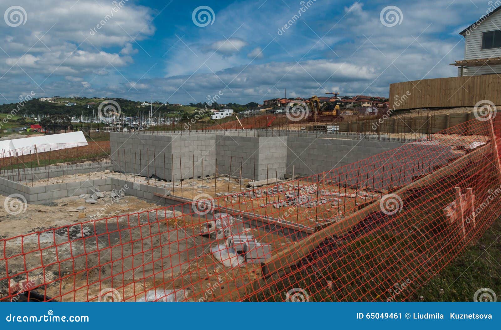 Fondamento Di Concreting Della Casa Immagine Stock - Immagine di ...