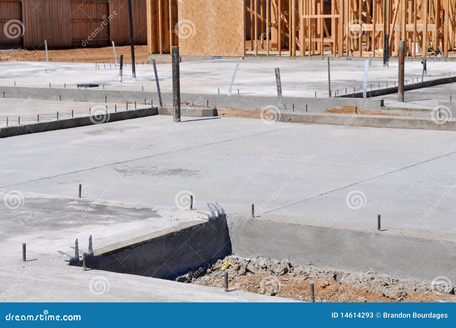 Fondamento domestico immagine stock. Immagine di reale - 14614293