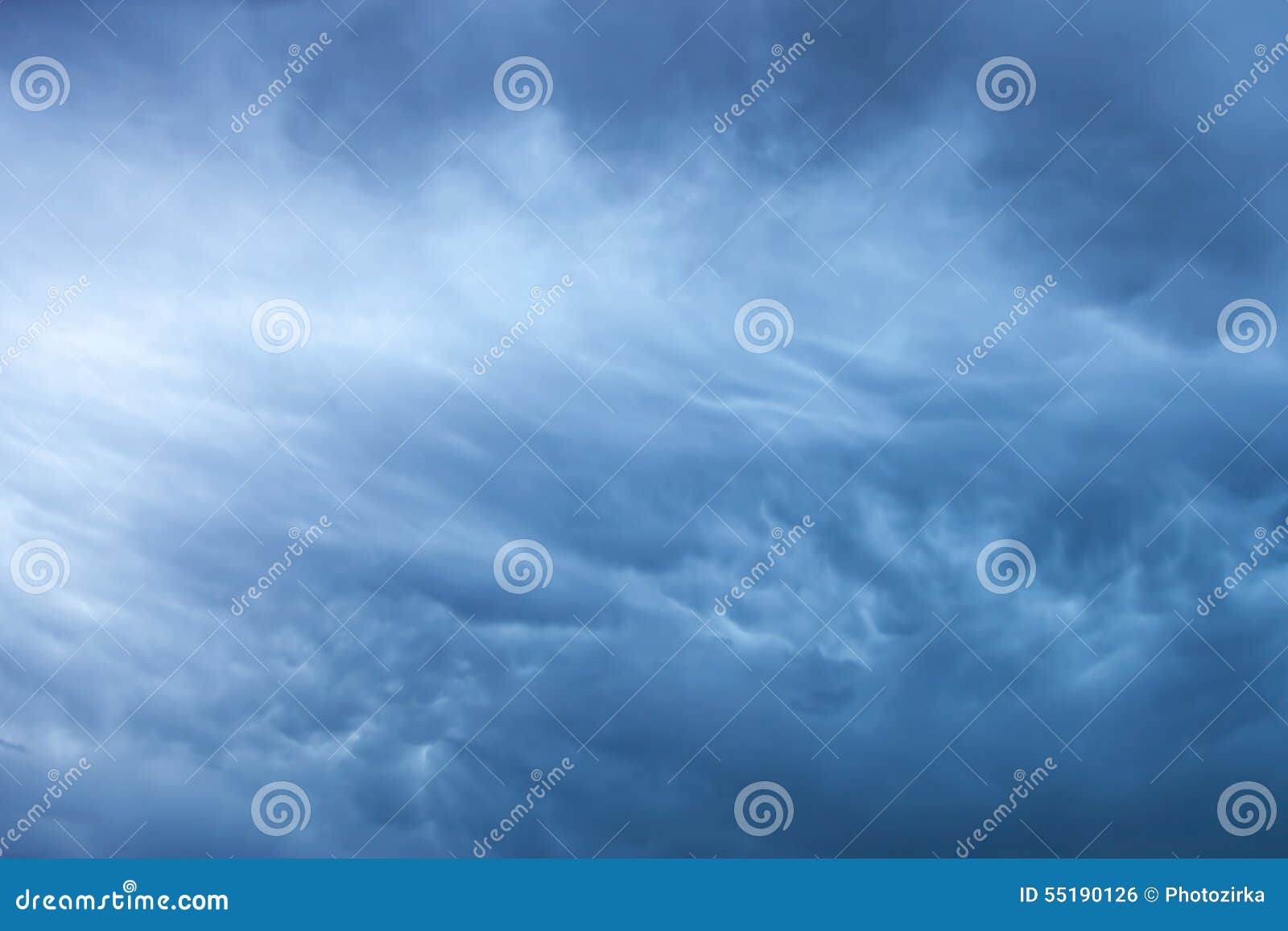 Fondo Azul De Nubes De Tormenta Foto de archivo - Imagen de nublado ...
