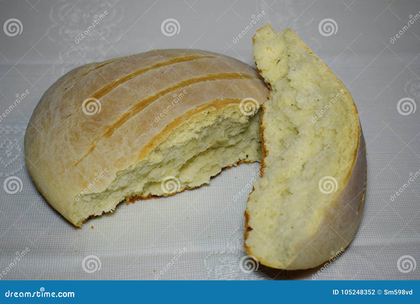 Fondo Blanco Largo Del Pan Fresco Del Pan Foto de archivo - Imagen de ...