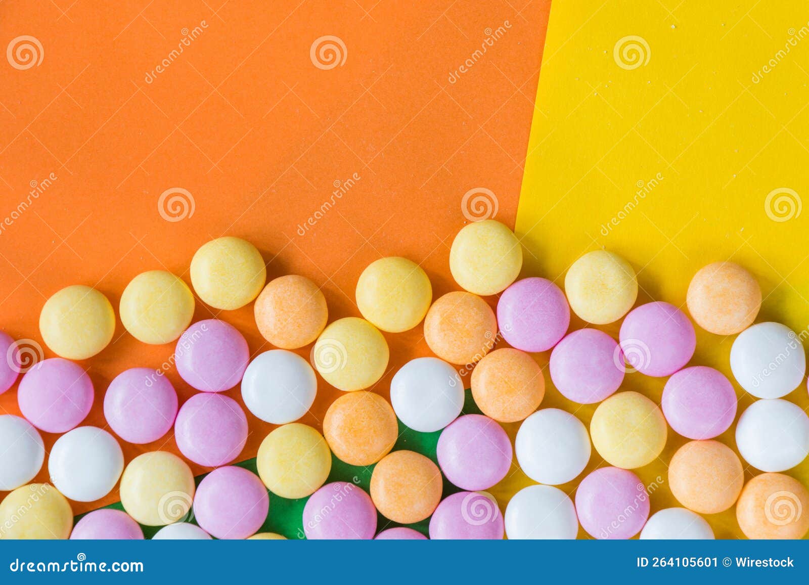 Fondo Bonito De Bolas De Caramelo De Color Pastel Imagen de archivo ...