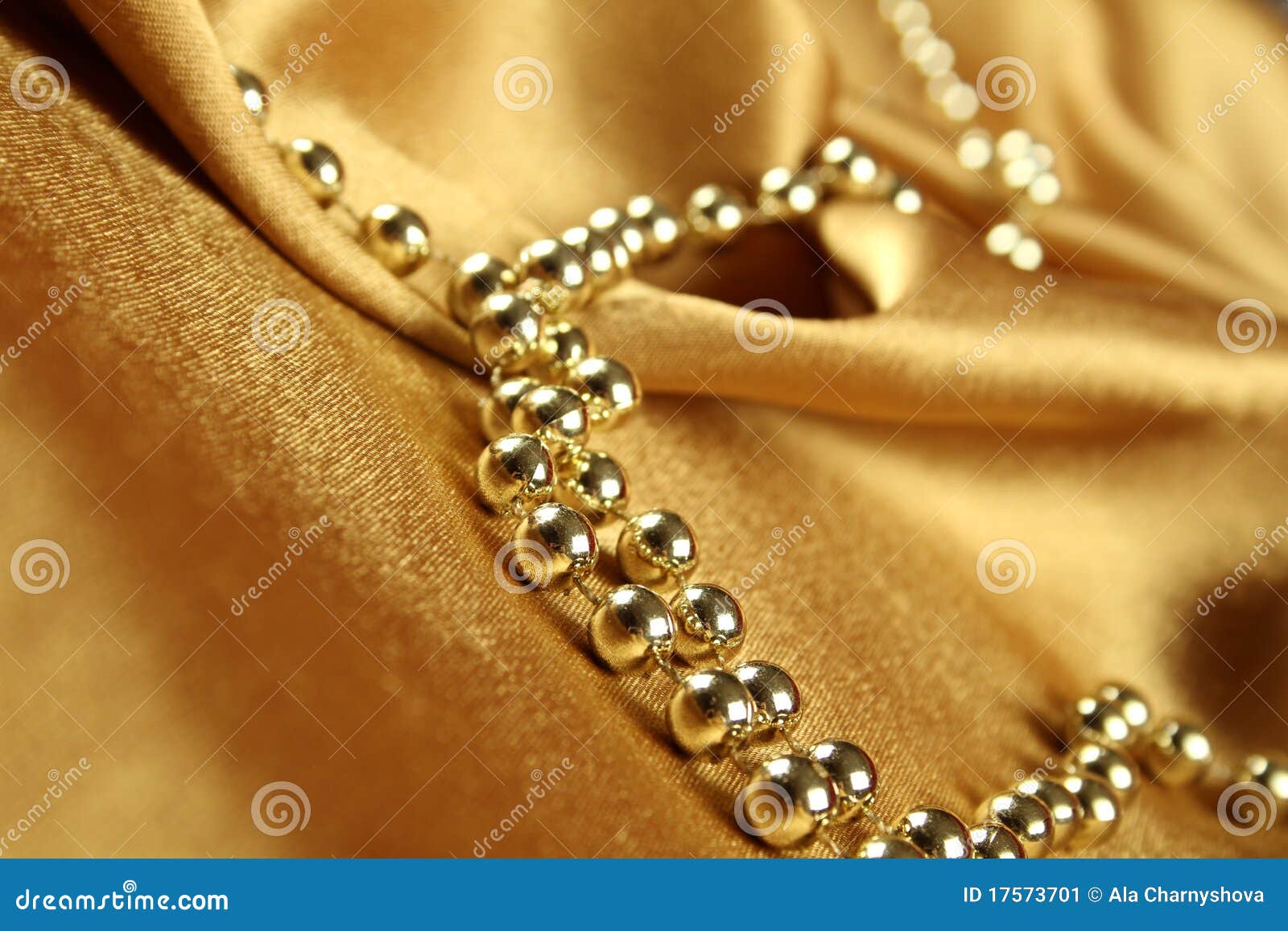 Fondo de la tela de oro imagen de archivo. Imagen de elegancia - 17573701