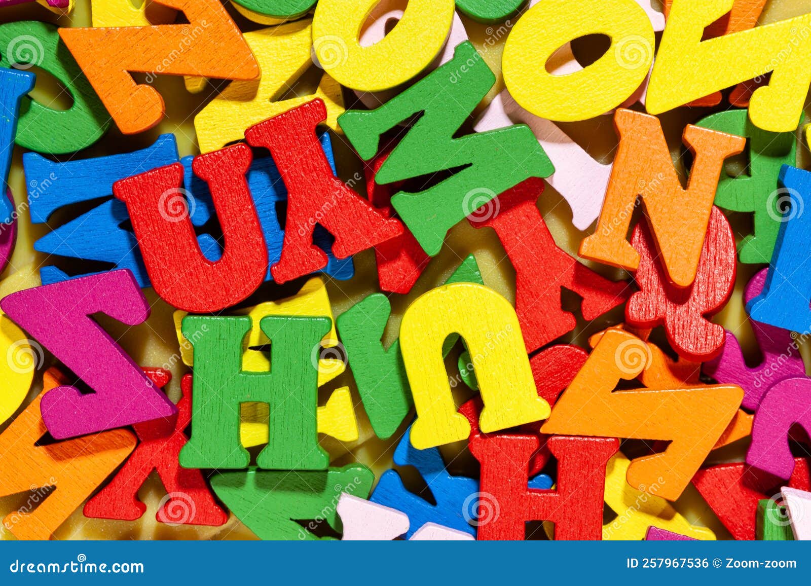 Fondo De Letras Multicolores Foto de archivo - Imagen de aprenda ...