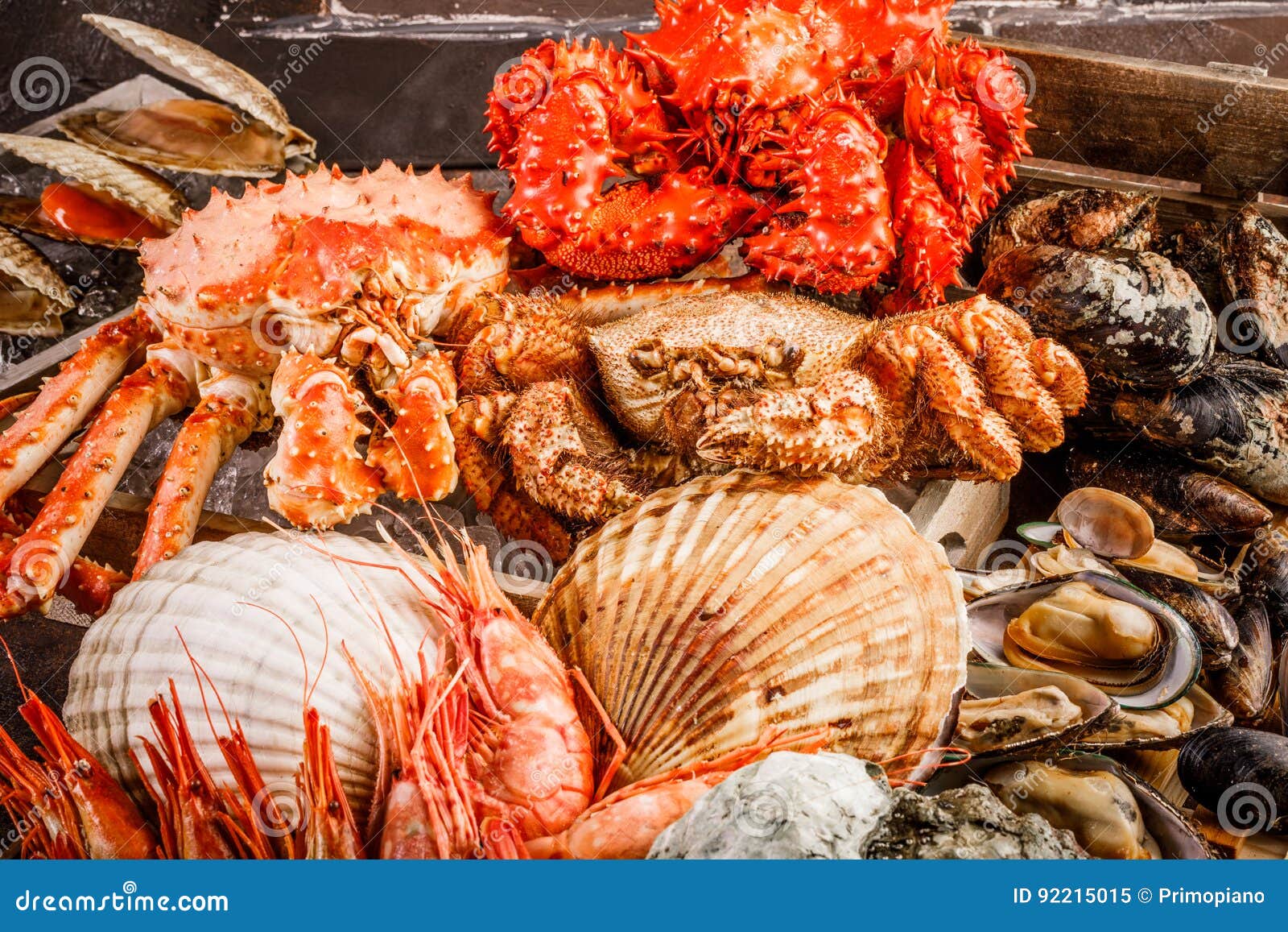 Fondo De Los Mariscos Con La Comida Deliciosa Imagen de archivo ...