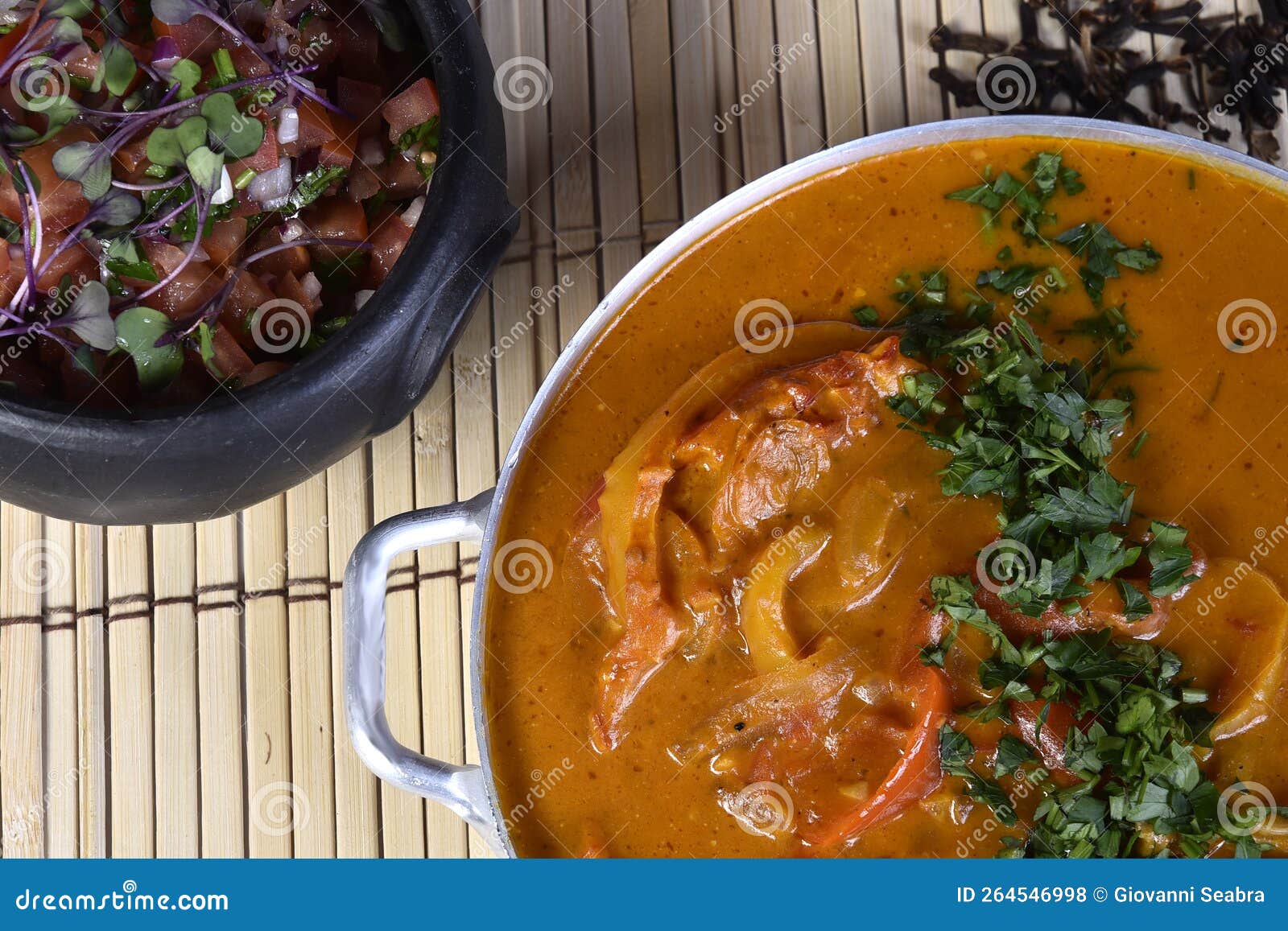 Fondo De Moqueca De Estofado De Mariscos De Brasil Foto de archivo ...