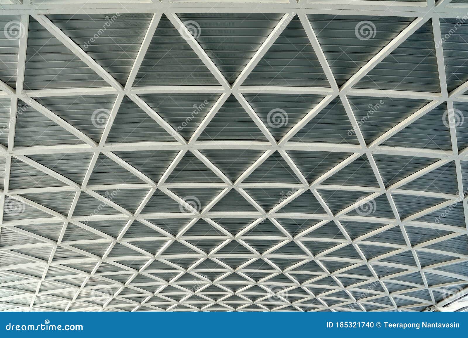 Fondo De Textura Del Techo Triangular De Aluminio. Foto de archivo ...