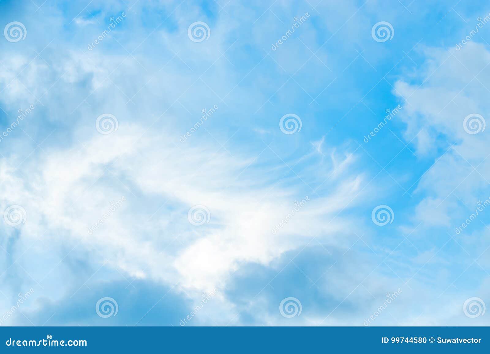 Fondo del azul de cielo foto de archivo. Imagen de exterior - 99744580