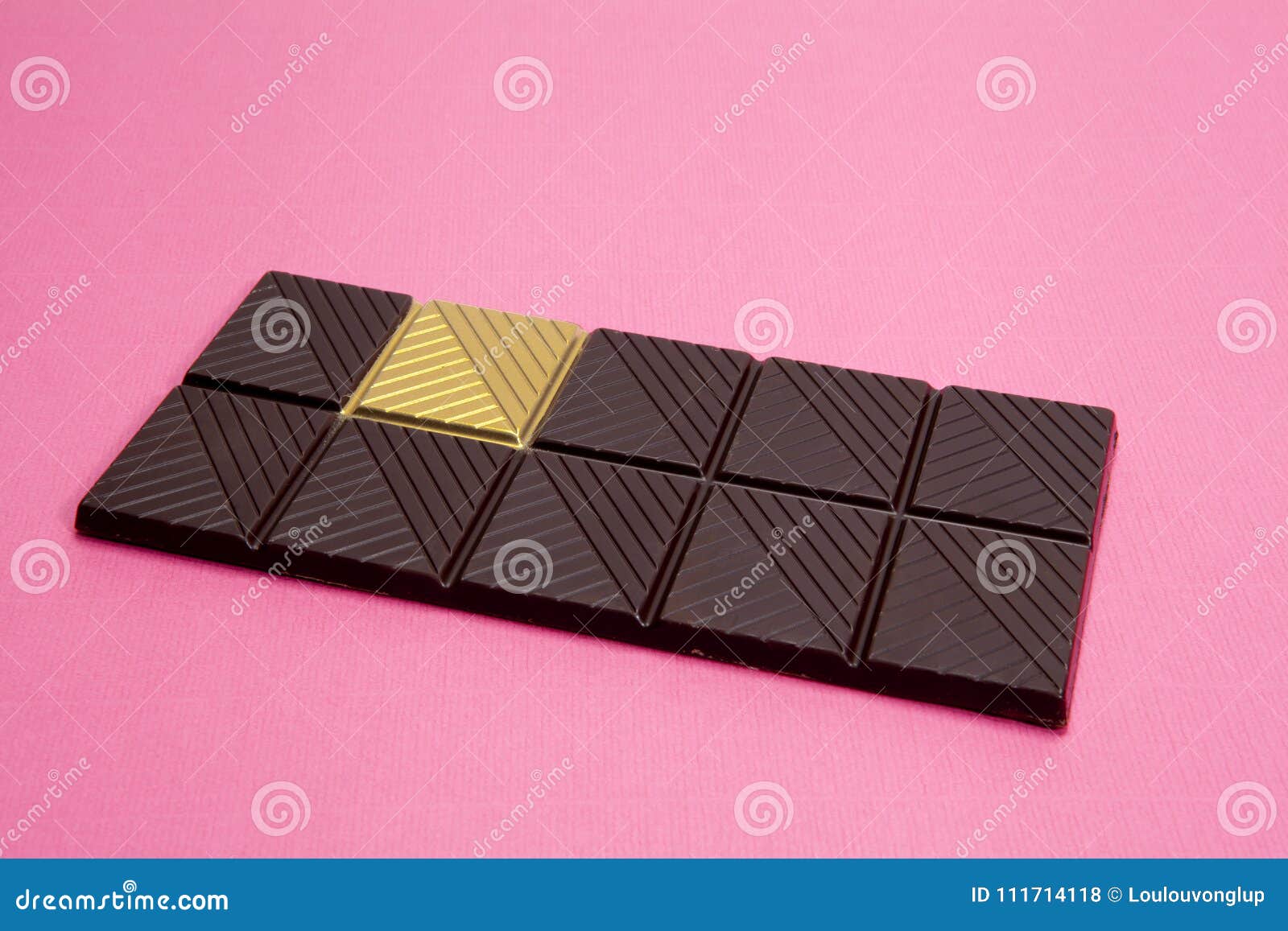 Fondo Del Blanco Del Chocolate Del Oro Foto de archivo - Imagen de ...