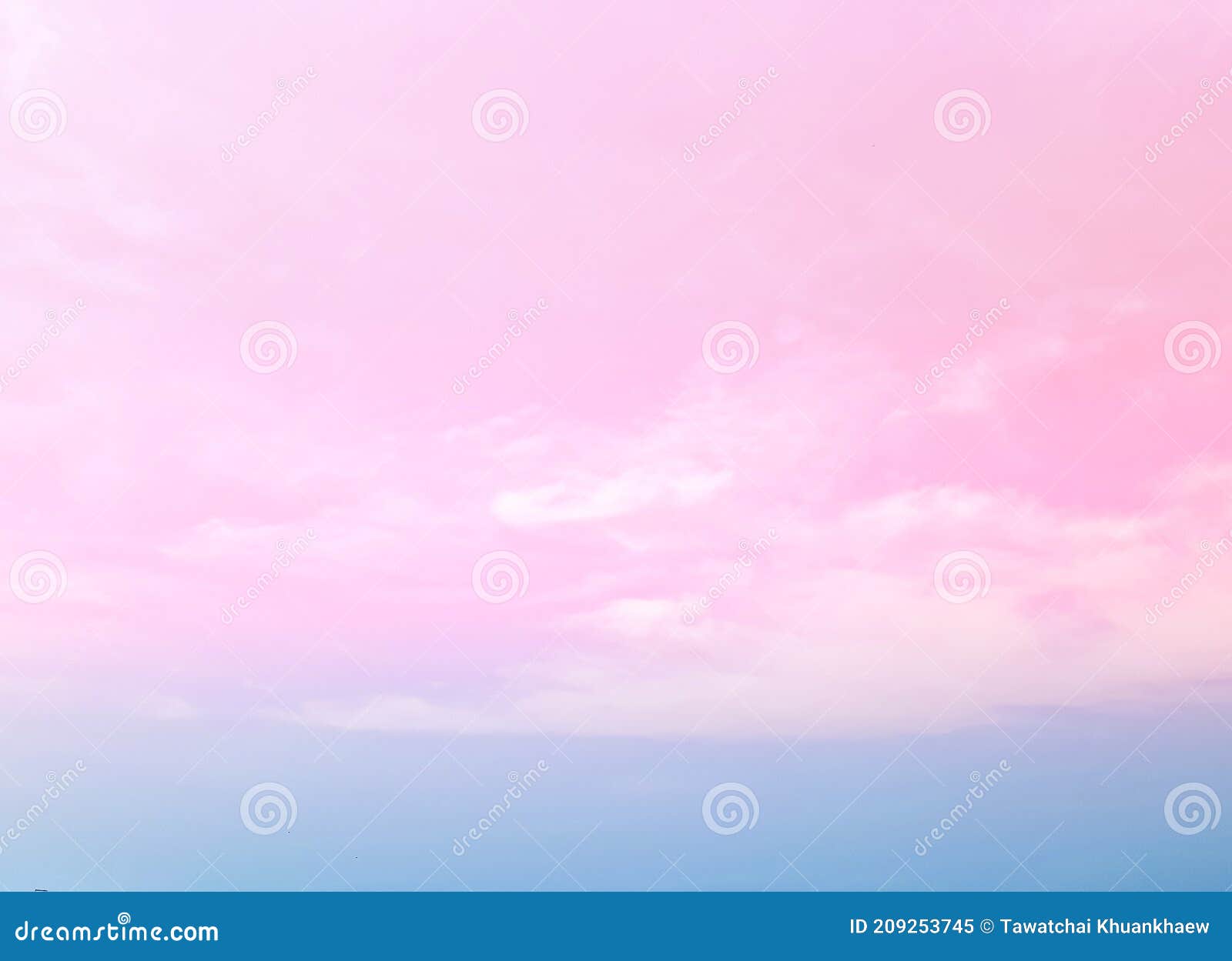 Fondo Del Cielo Rosa Pastel Y Nubes Imagen de archivo - Imagen de color ...