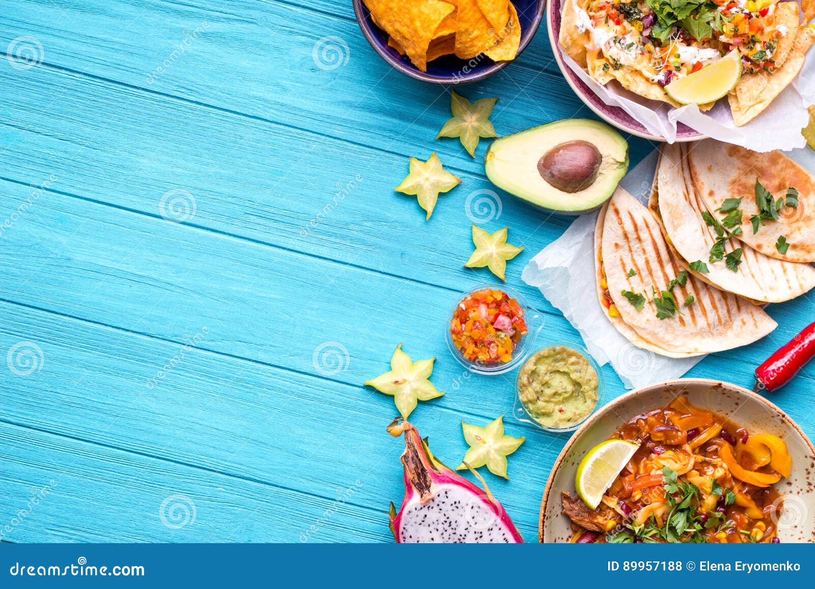 Fondo Mexicano De La Comida Foto de archivo - Imagen de clavos, fondo ...