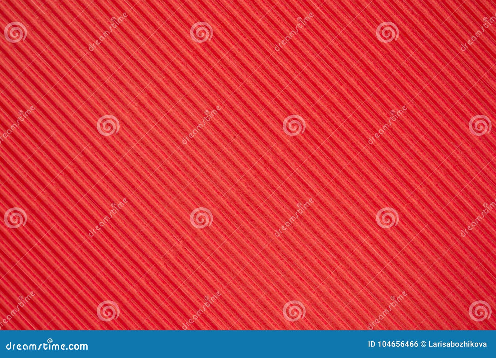Fondo rojo de papel rayado foto de archivo. Imagen de blanco - 104656466