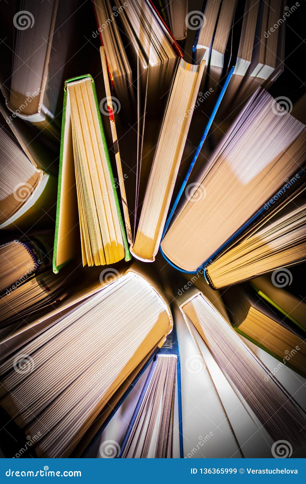 Fondo Texturizado De Los Libros Abiertos Imagen de archivo - Imagen de ...