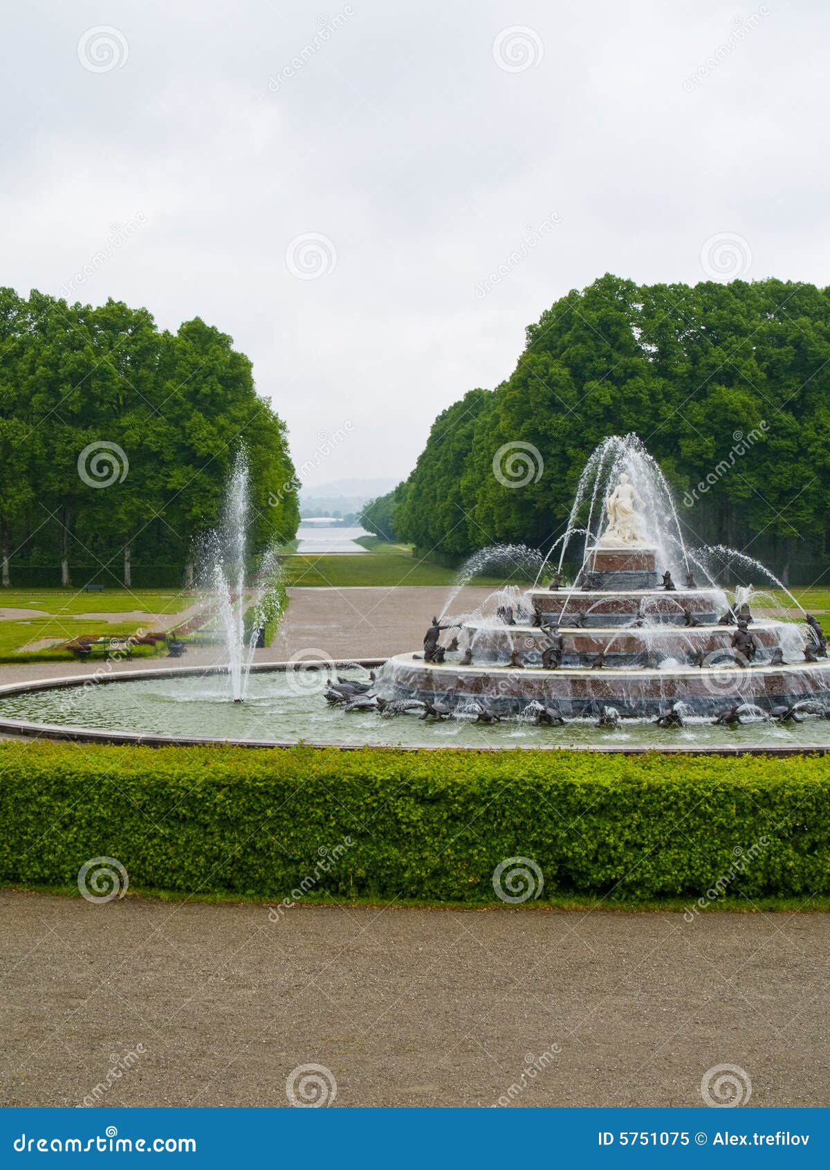 Fontain in the park stock image. Image of europe, heritage - 5751075