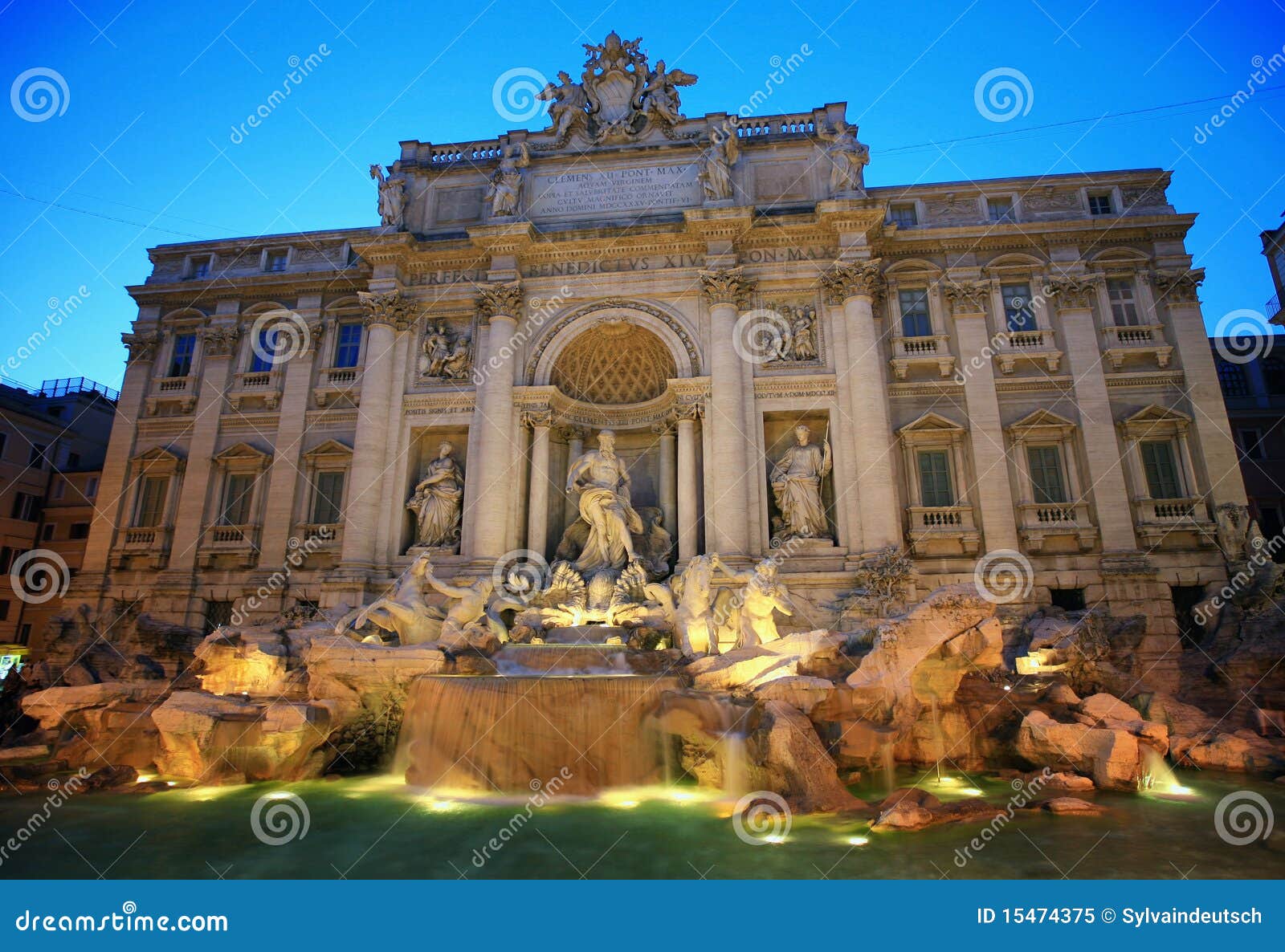 Fontaine De TREVI La Nuit, Rome Image stock - Image du guider, vacances ...