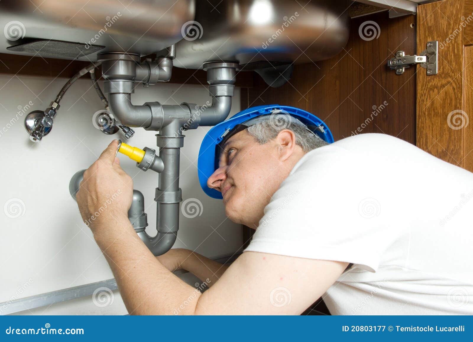 Fontanero imagen de archivo. Imagen de constructor, maduro - 20803177