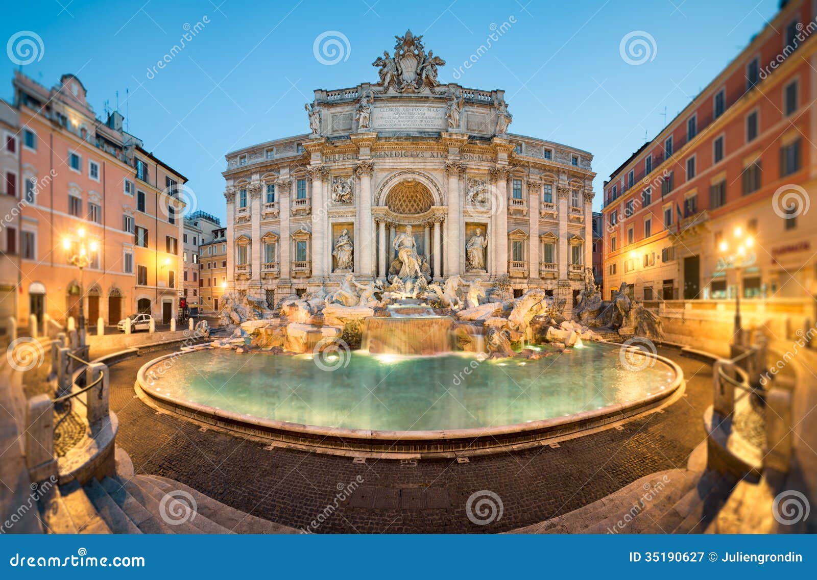 Fonte do Trevi, Roma imagem de stock. Imagem de azul - 35190627