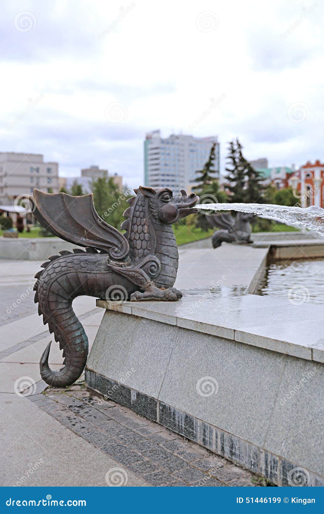 Fonte Sob a Forma Da Figura De Zilant Em Kazan Imagem de Stock - Imagem ...