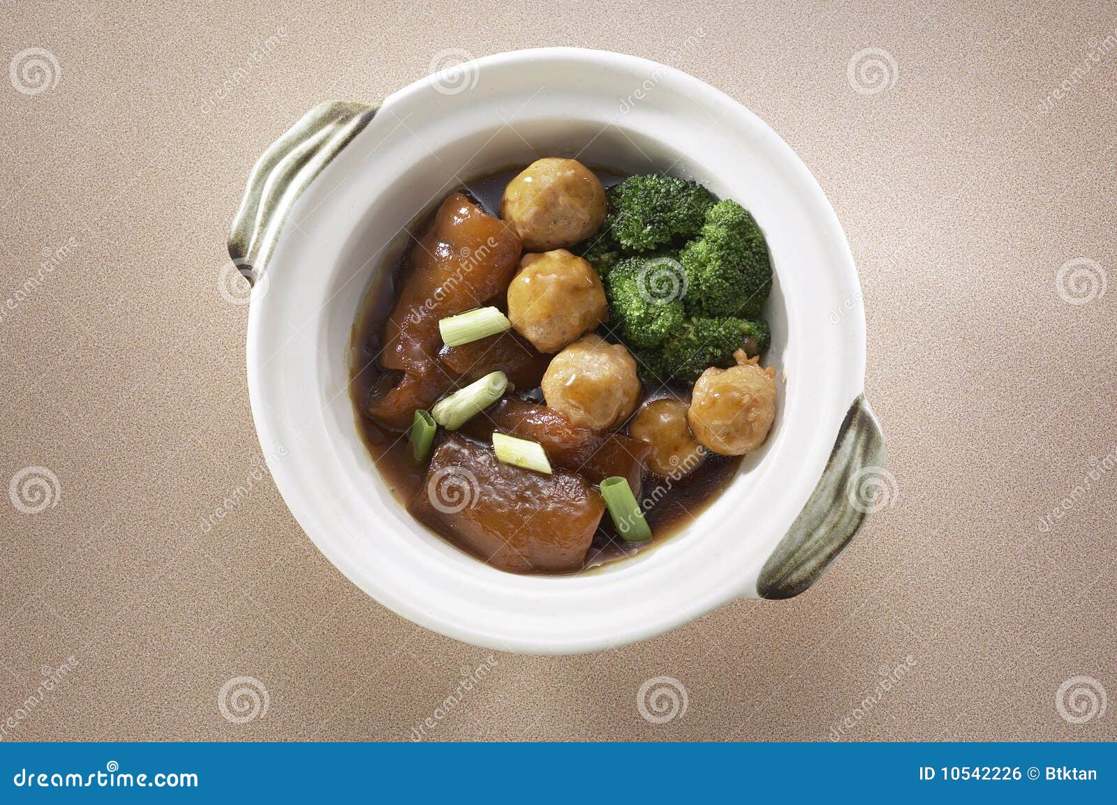 Food - clay pot stock photo. Image of fresh, sauce, ball - 10542226