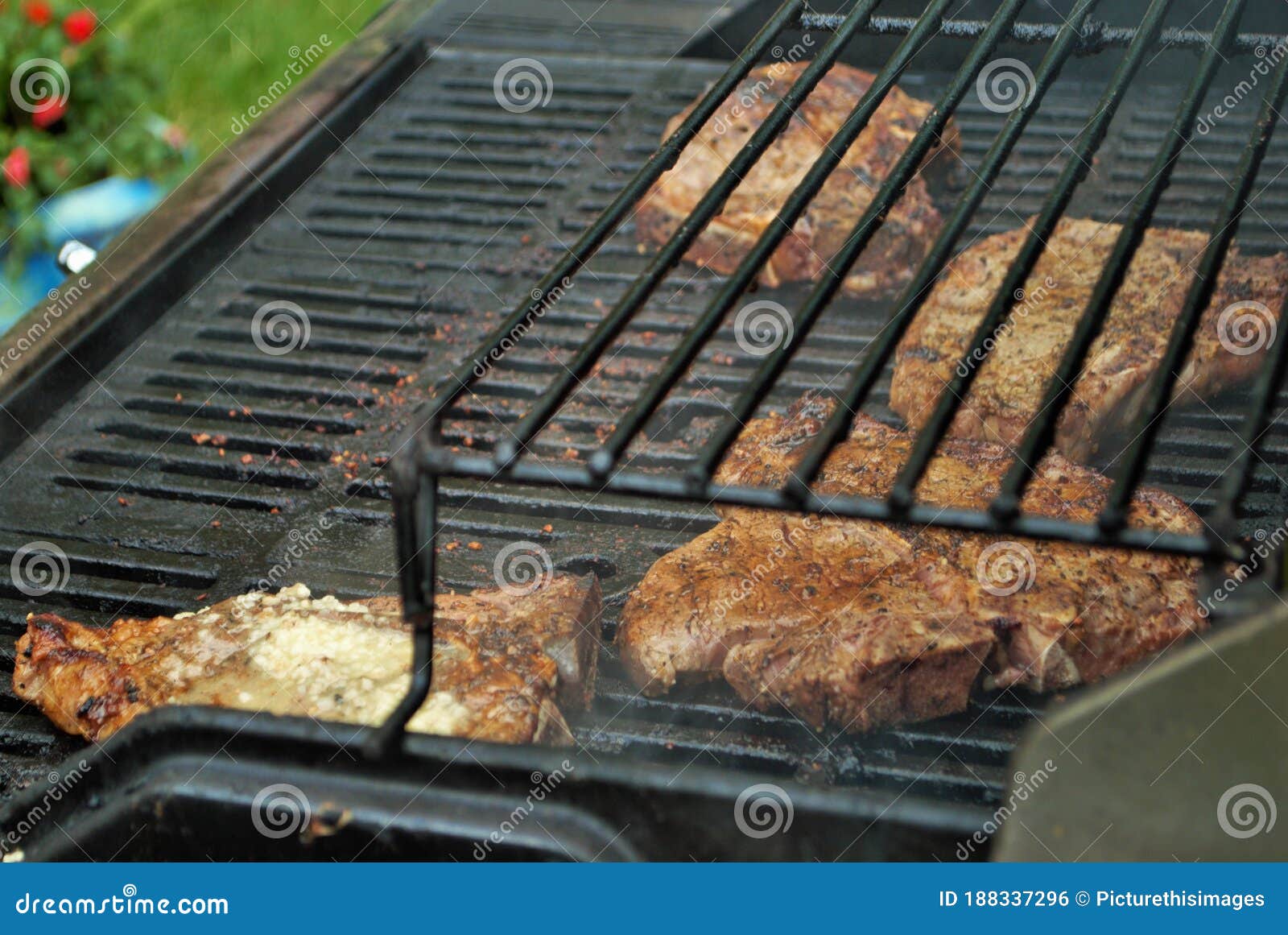 Food on the Grill at a Backyard Cookout Stock Photo - Image of memorial ...
