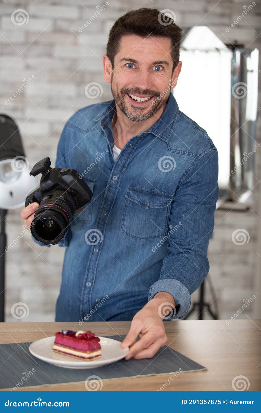 Food Photographer Photographing Cake in Studio Stock Image - Image of ...