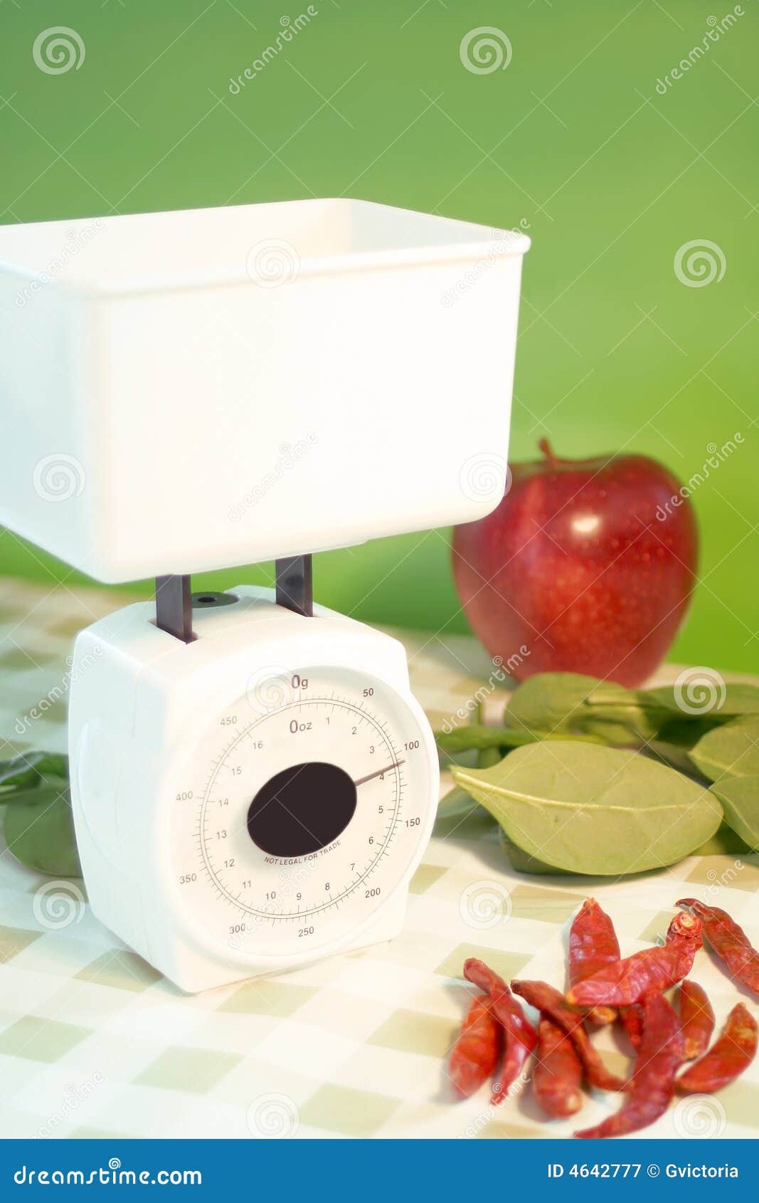 Food scale stock image. Image of measuring, apple, nutrition - 4642777