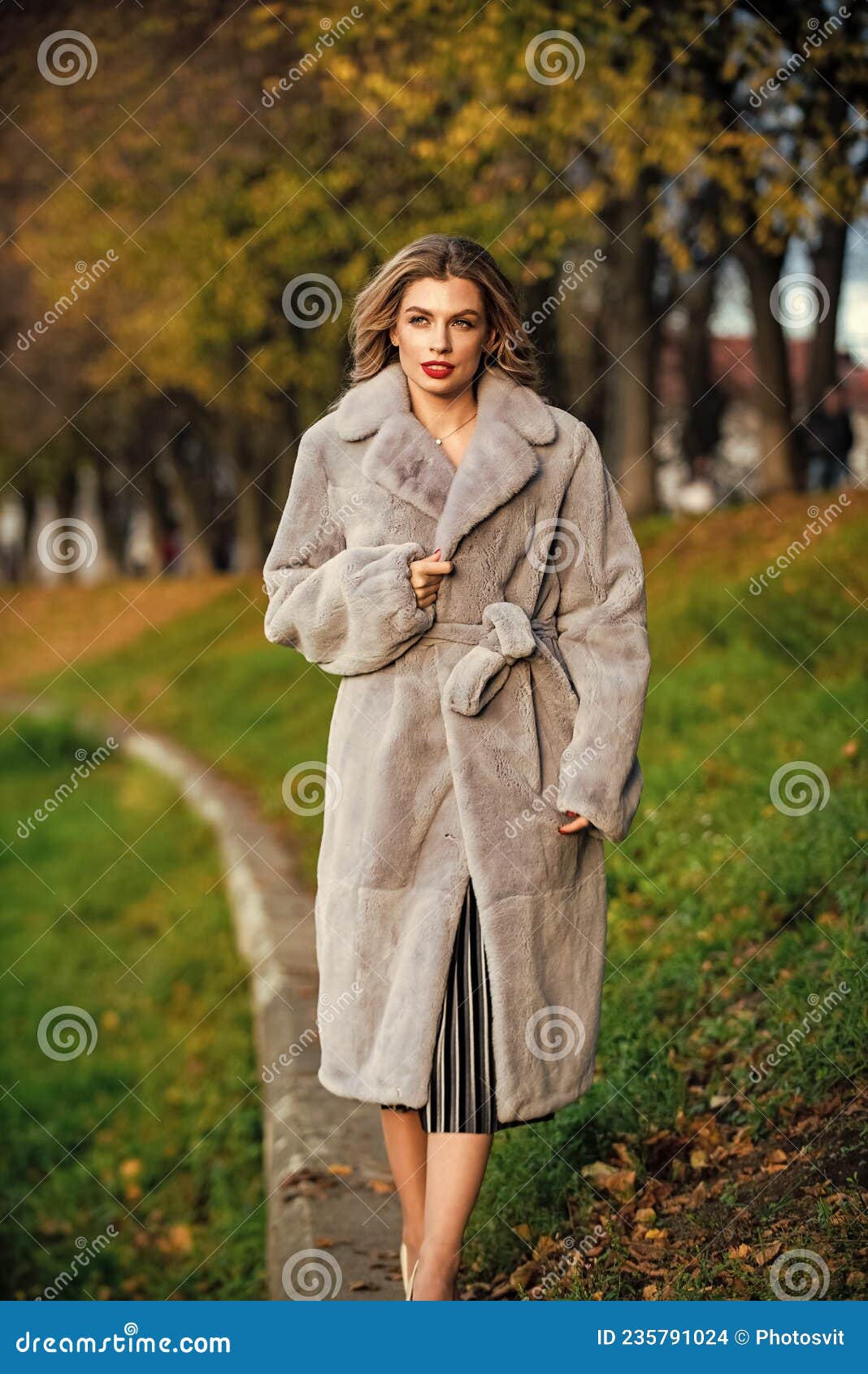 Foolproof Party Glamour Lady Looking Trendy Walk In Street
