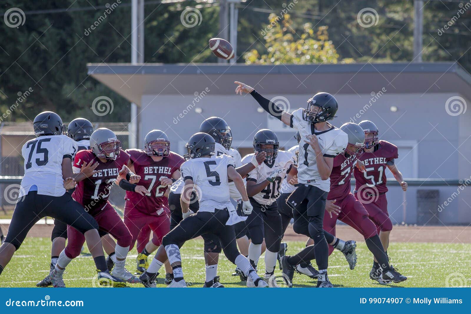 Football Player Making Pass Stock Image - Image of schooling, daytime ...