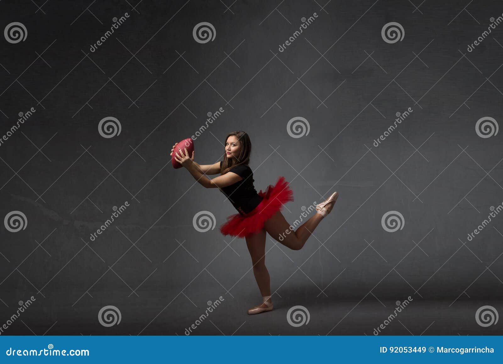 Football Player Receiving Ball Stock Image - Image of dark, copy: 92053449