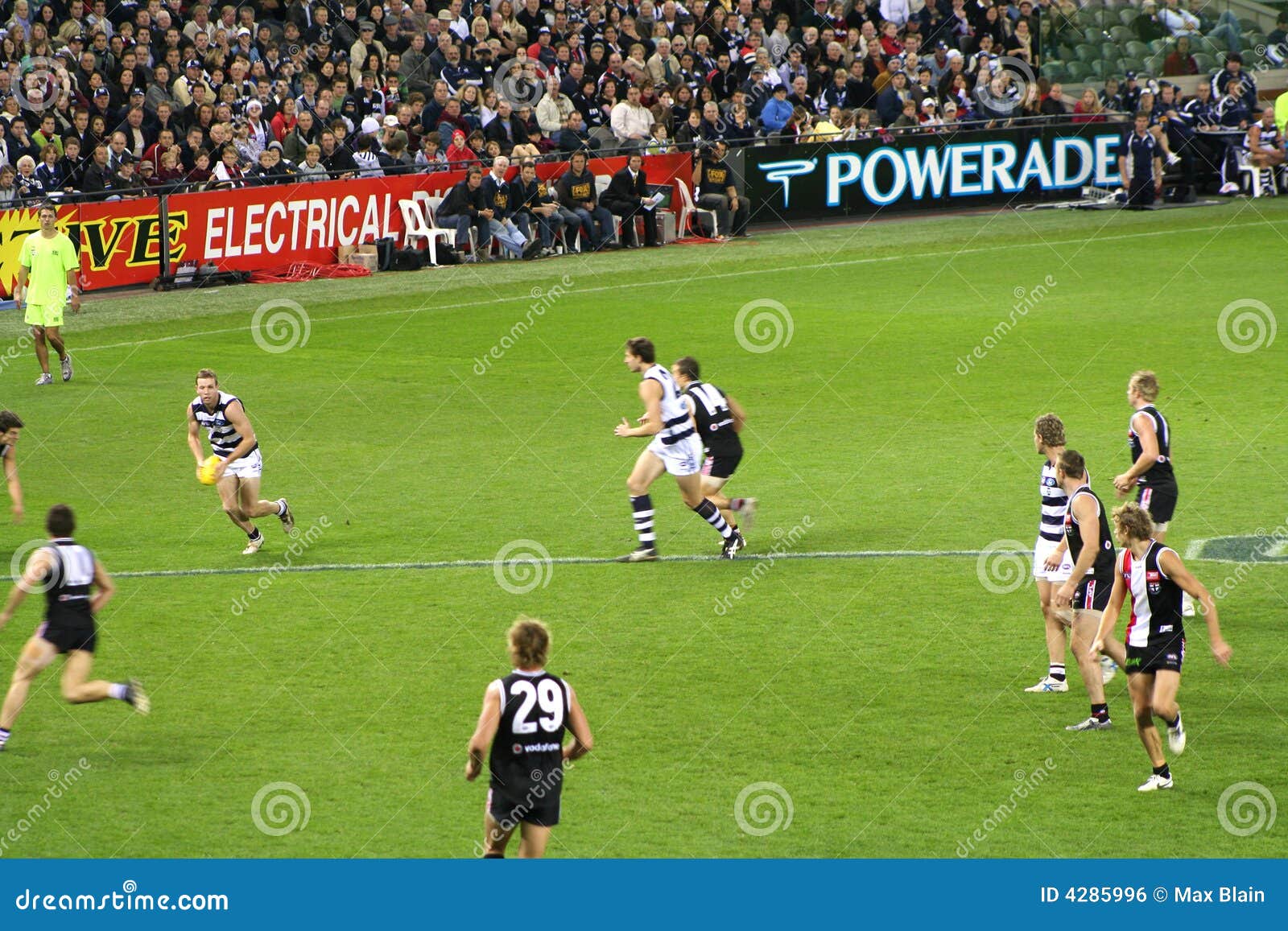 Footy Teams On The Field During A Quarter Time Break At Ikon Park ...