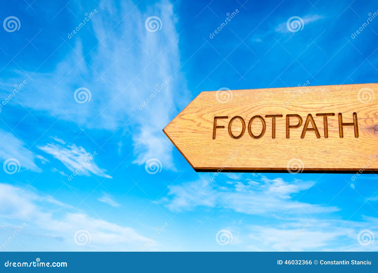 Footpath direction sign stock photo. Image of hiking - 46032366
