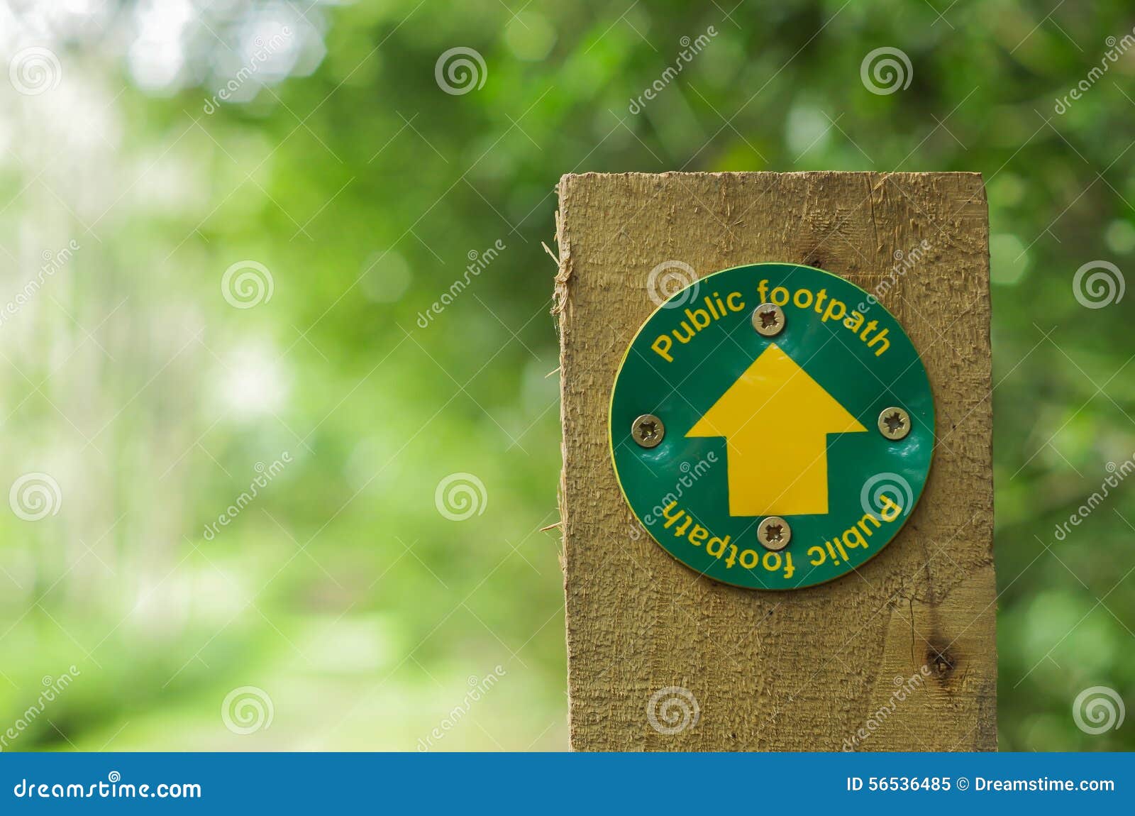 Footpath Sign on Wooden Post Stock Image - Image of grain, treking ...